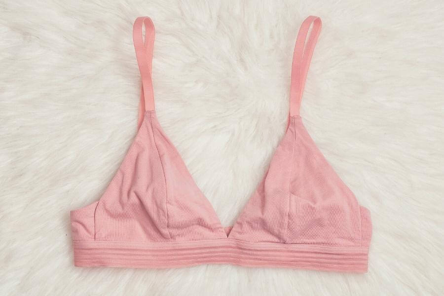 What To Look For When Purchasing Your Tween's First Bra | Tween Parent ...